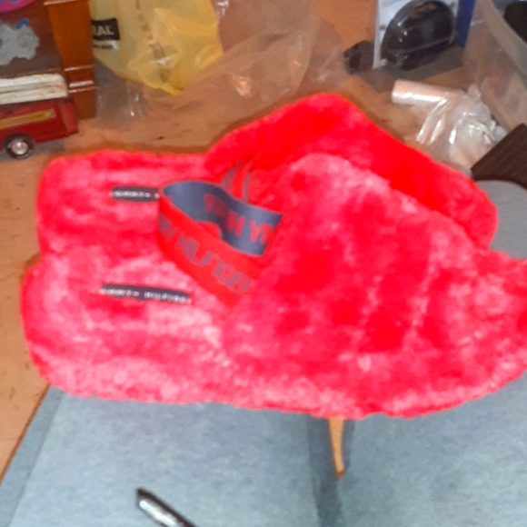 Tommy Hilfiger | Shoes | Tommy Hilfiger Red Fuzzy Slippers Sz 9 ...